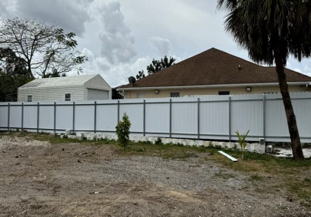 Bull Fence – Company